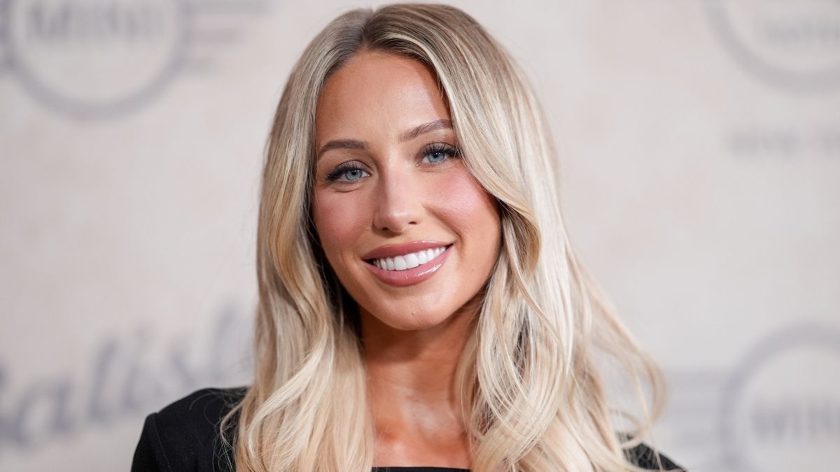 Alix Earle Addresses DM Rumors After Alleged Braxton Berrios Split - Reality Tea