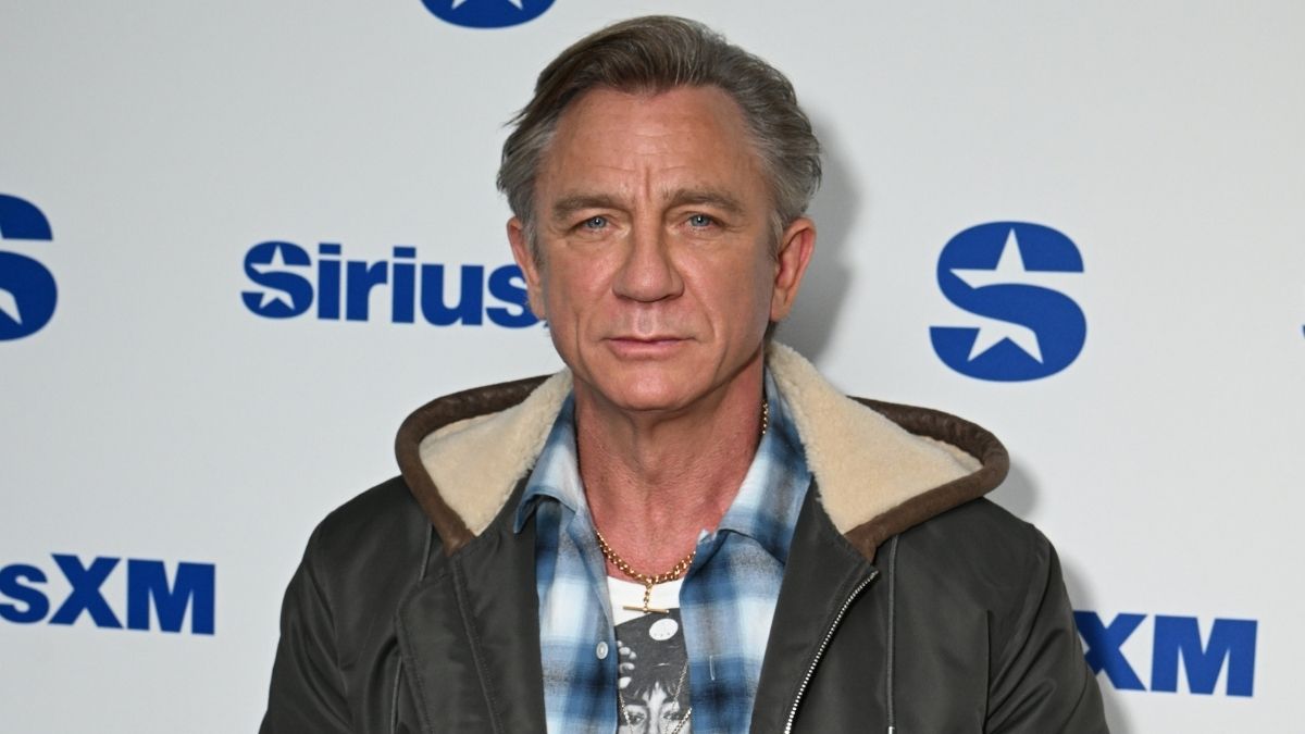 Daniel Craig’s Co-Star Reveals Why Was ‘Hated’ on Casino Royale Set ...