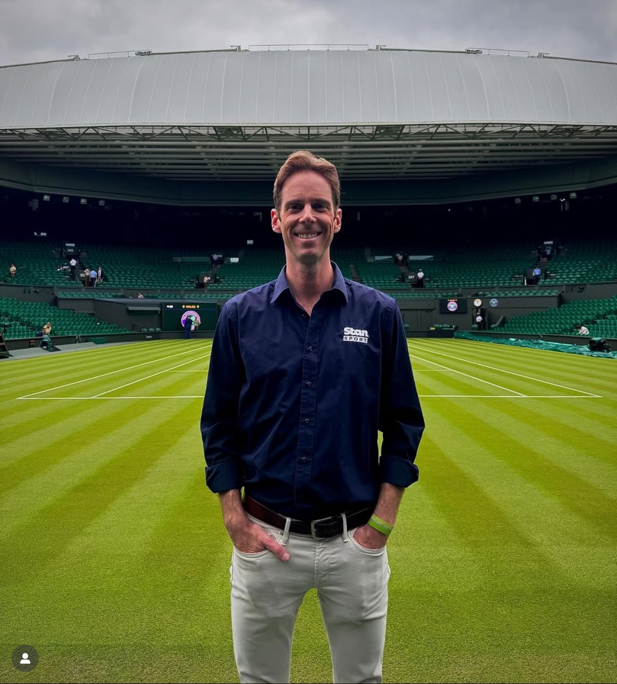 41-Year-Old Sports Reporter Dies After Fall From Building: Family ...