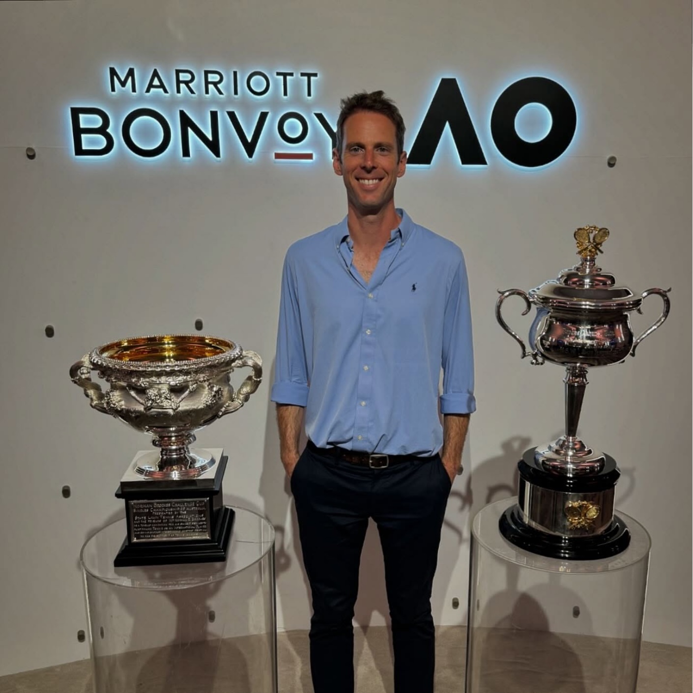 41-Year-Old Sports Reporter Dies After Fall From Building: Family ...