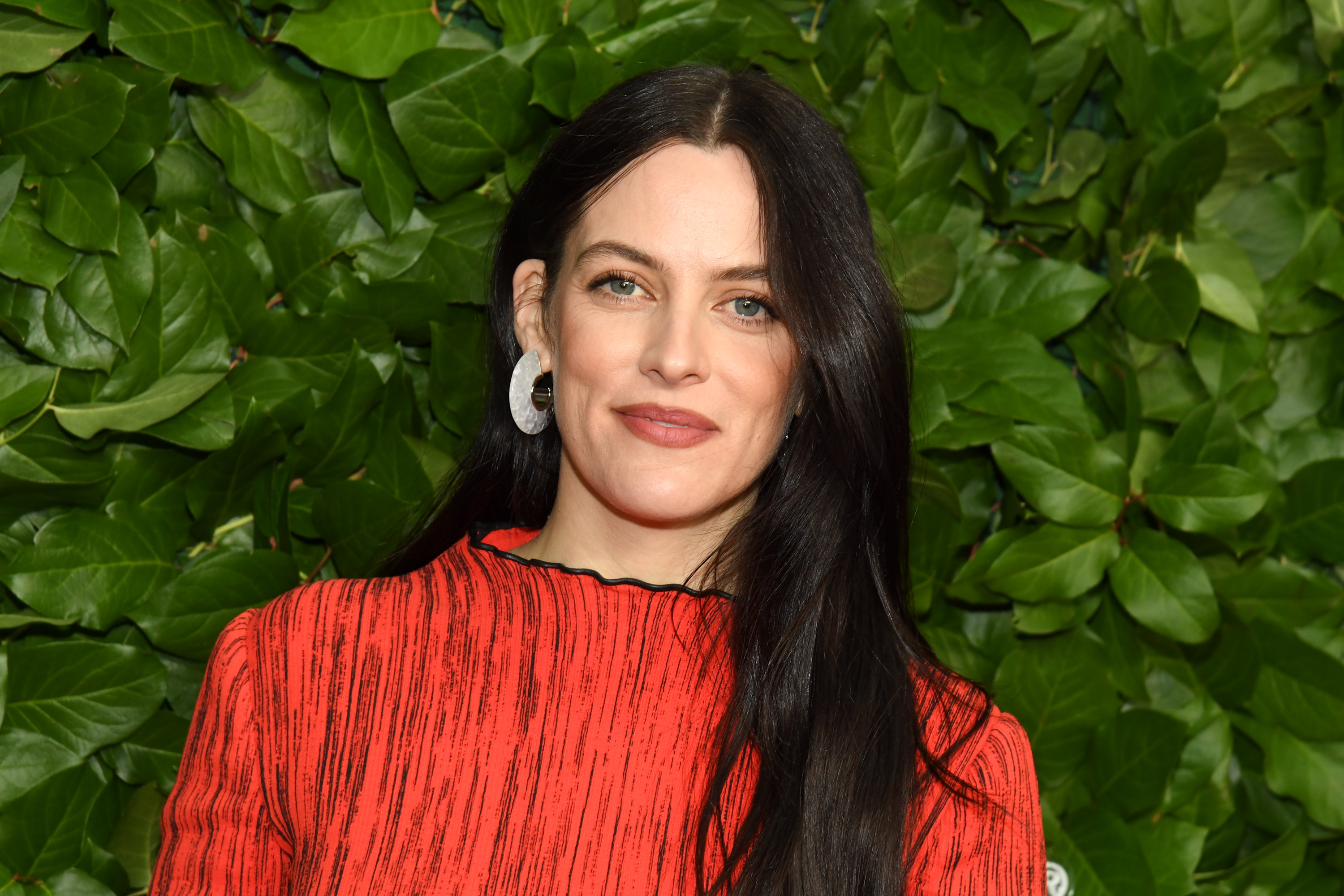 Riley Keough Is John Travolta’s Son’s Biological Mom, Alleges Lawsuit ...