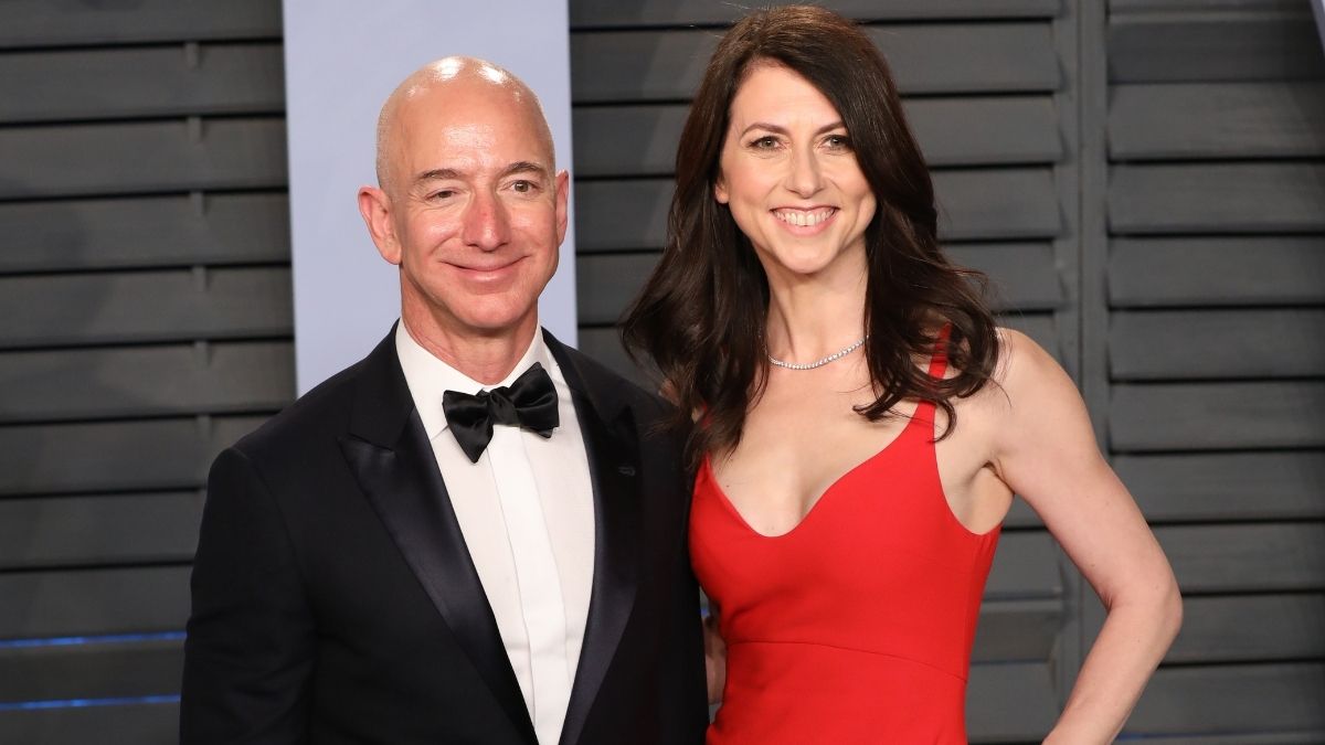 Jeff Bezos' Billionaire Ex-Wife Donates $700 Millions to Schools ...