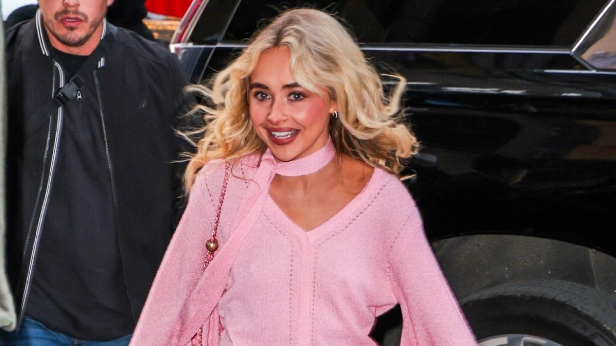 Sabrina Carpenter & Joe Keery's Social Media Updates Spark Dating ...