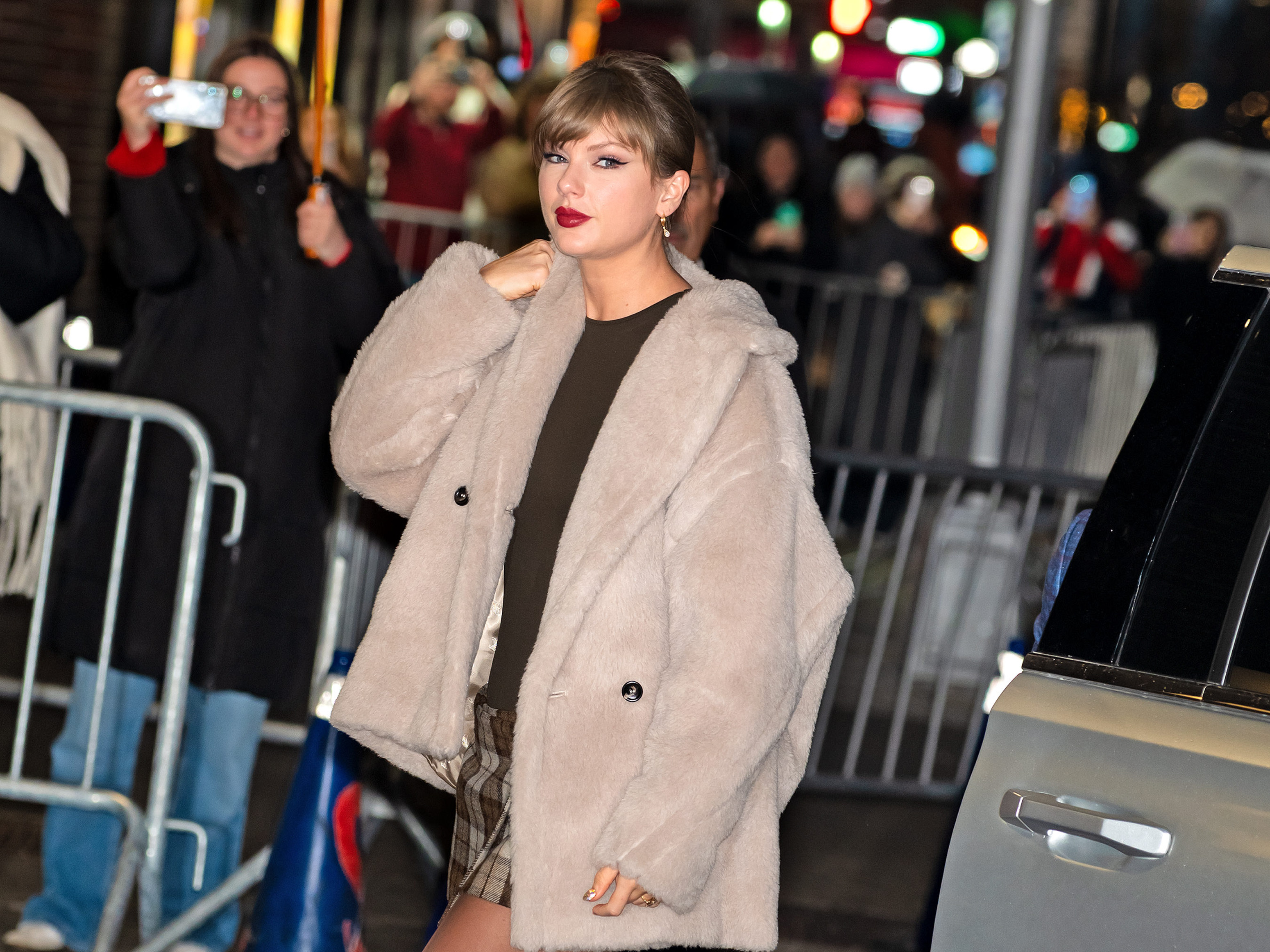 Taylor Swift Makes Huge Donation for the Holidays - Reality Tea