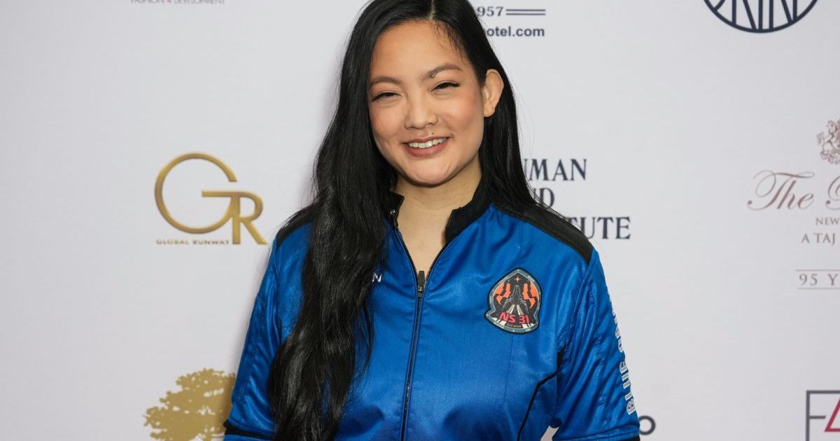 Amanda Nguyen Calls Blue Origin Space Trip 'Dream Turned Into Nightmare ...