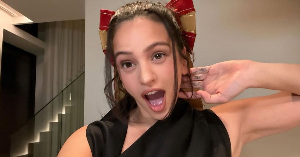 Rosalia's Belt Looks Like a Thong - Reality Tea