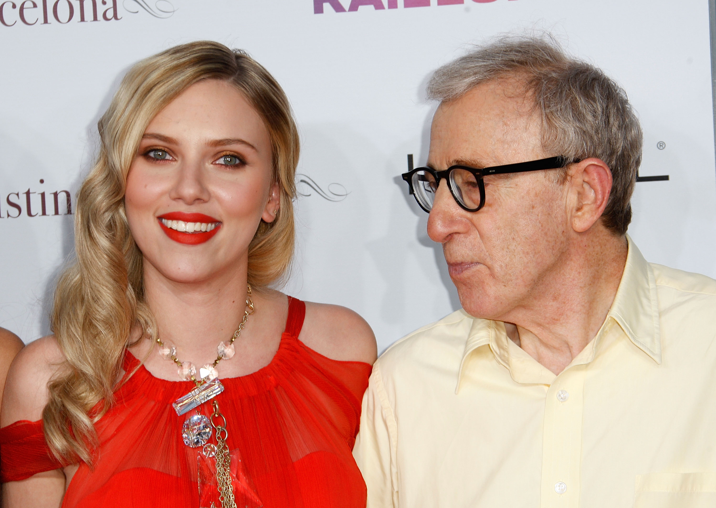 Scarlett Johansson on Support for Woody Allen - Reality Tea