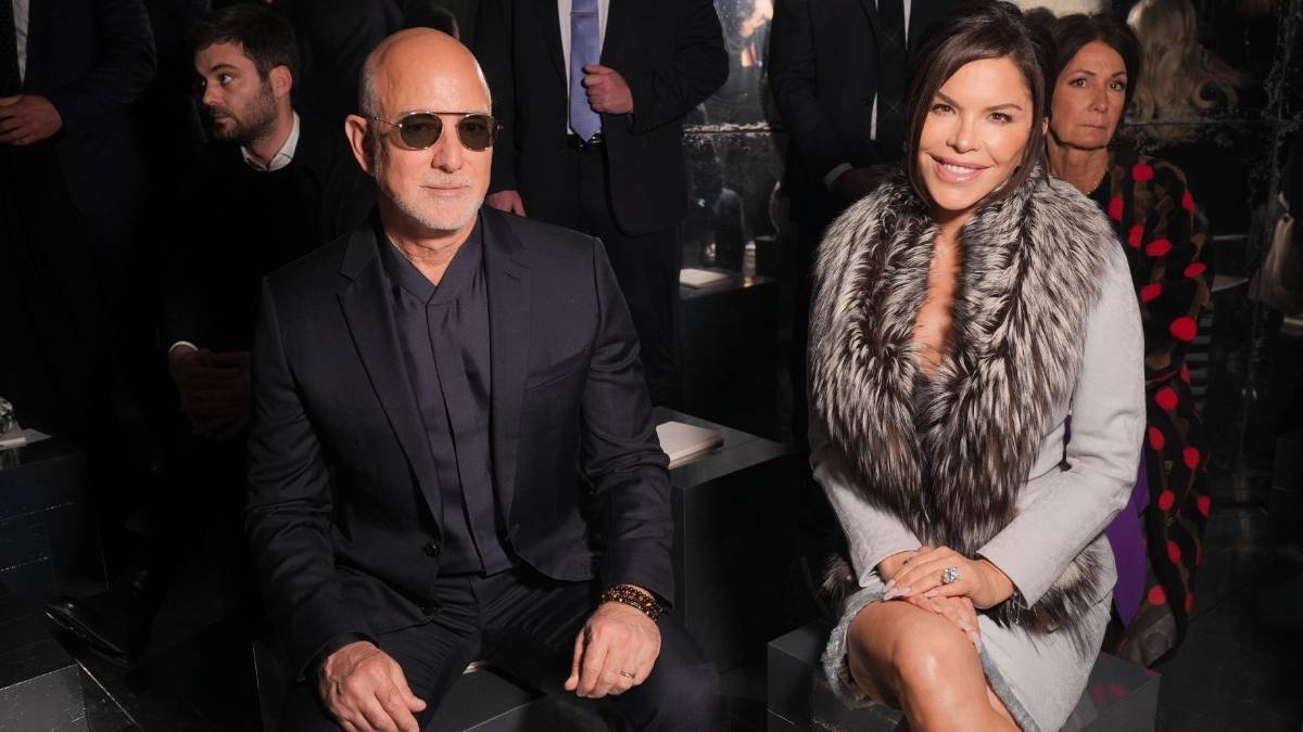 Lauren Sanchez Puts Peek-A-Boo Bra Spin on Power Dressing at Dior Show ...