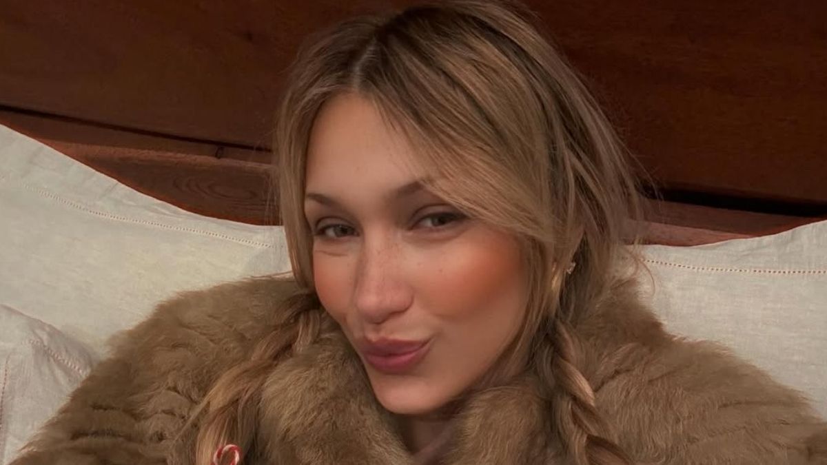 Bella Hadid's Crop Top Look Serves Chic Vibes - Reality Tea