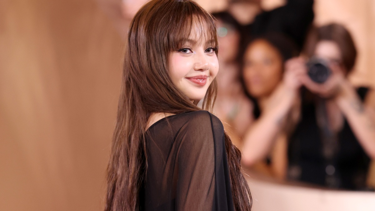 BLACKPINK's Lisa Wearing Sheer Dress Is Must See - Reality Tea