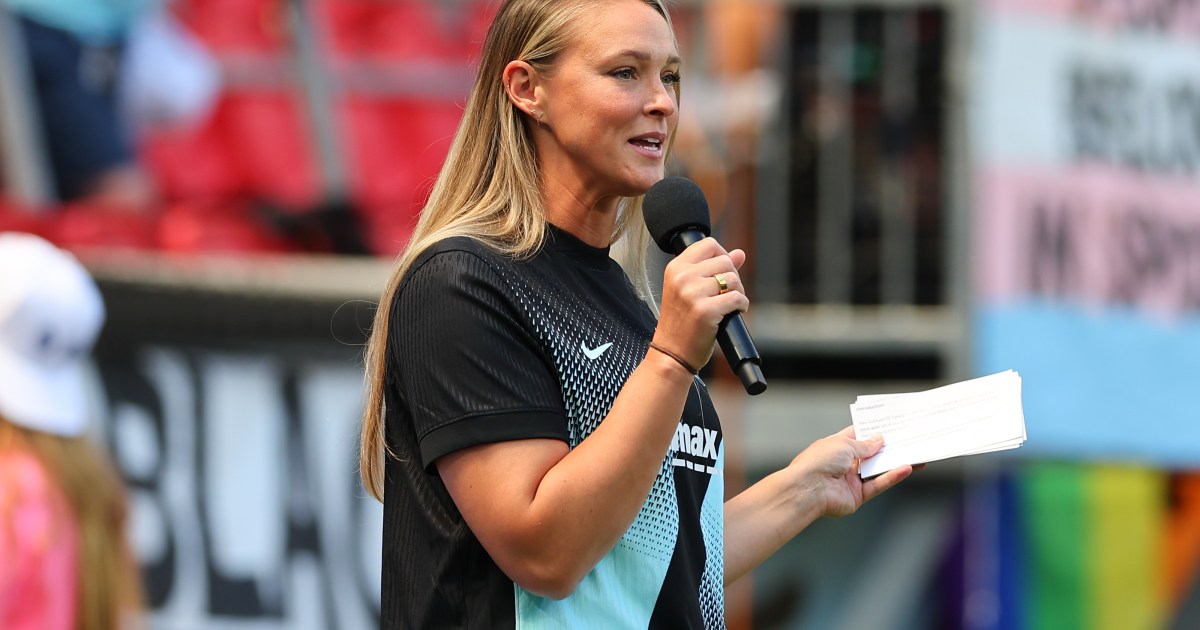 Kylie Kelce Talks Mother-In-Law Donna’s Time on The Traitors Season 4 ...