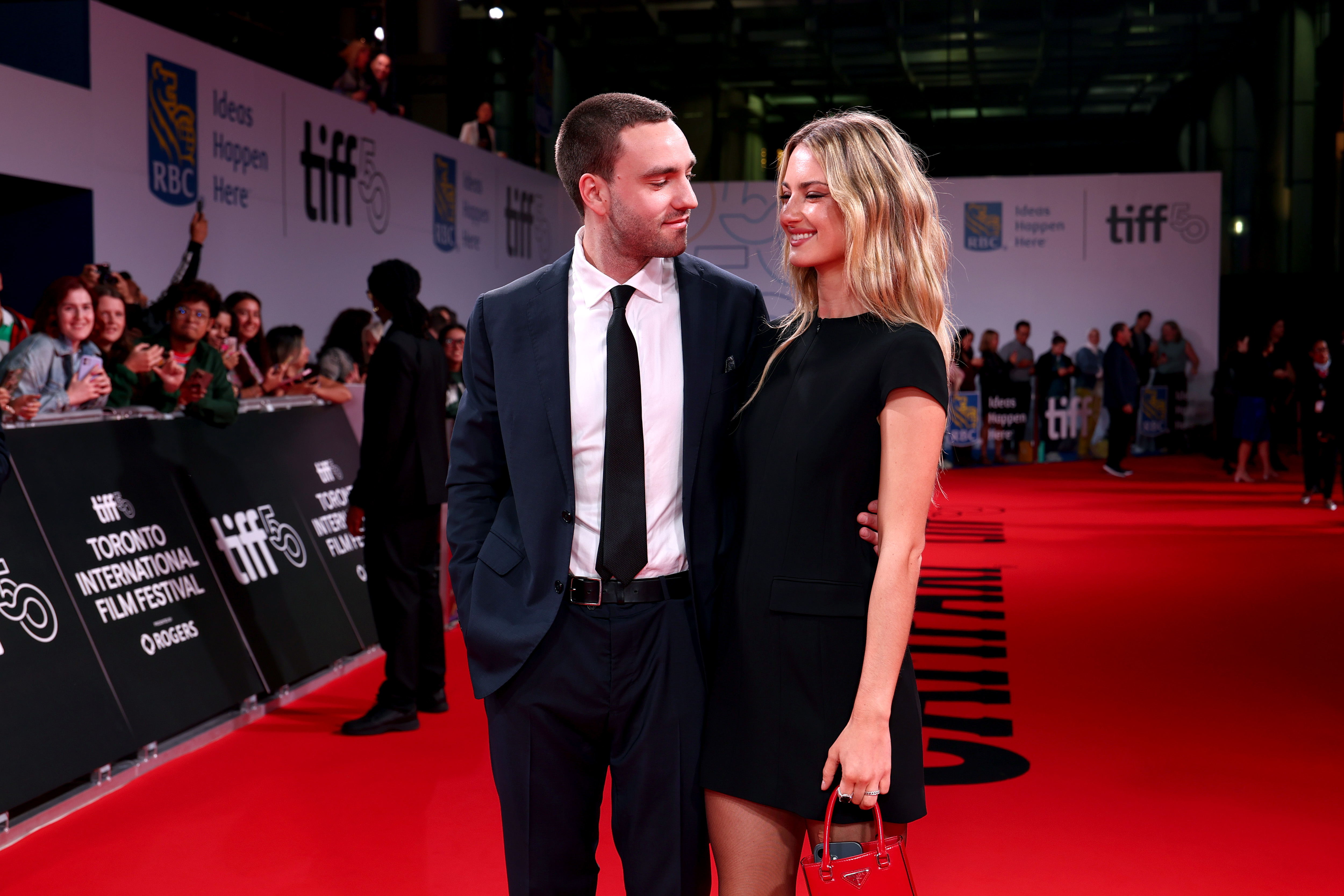 Tell Me Lies Real-Life Couple Grace Van Patten and Jackson White Show ...