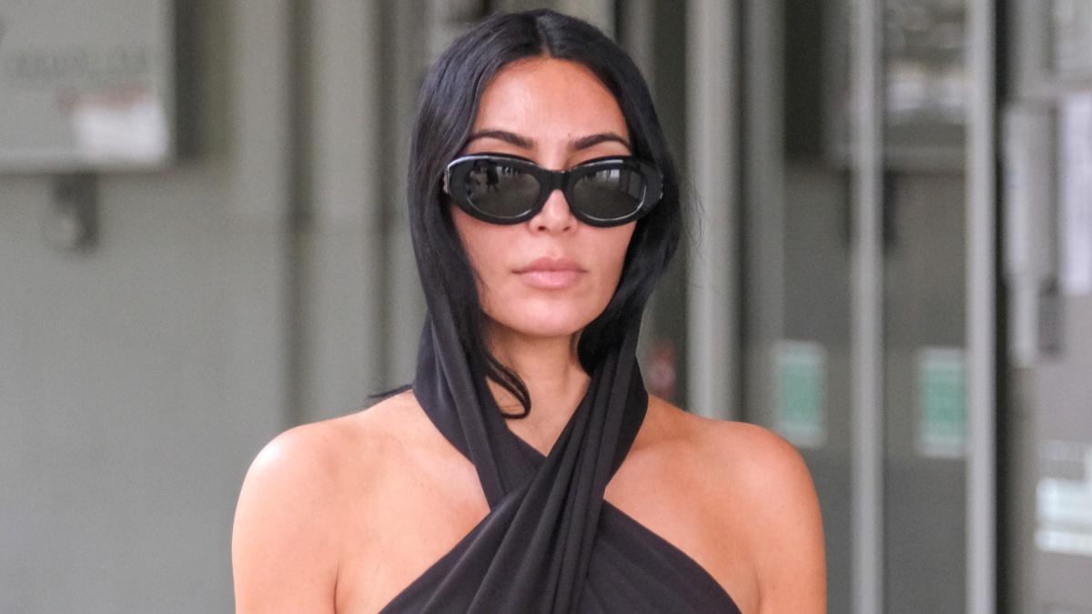 Kim Kardashian’s Bra Outfit Makes Waves - Reality Tea