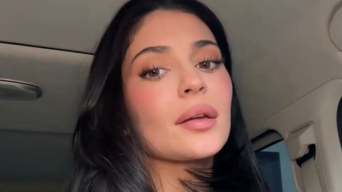 Kylie Jenner Turns Heads in Low-Cut Top - Reality Tea