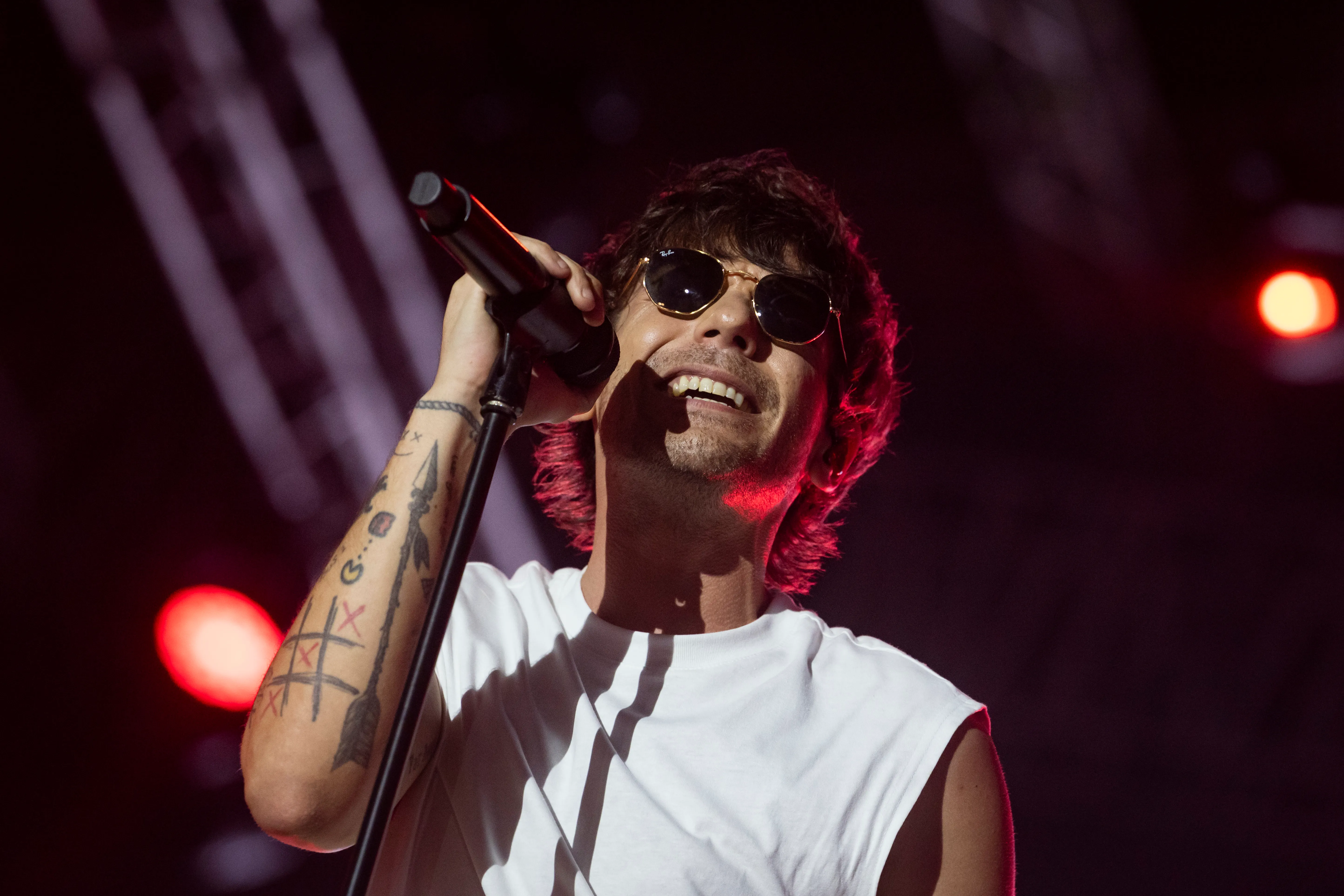 Louis Tomlinson Reveals What Was ‘Really F—ing Scary’ - Reality Tea