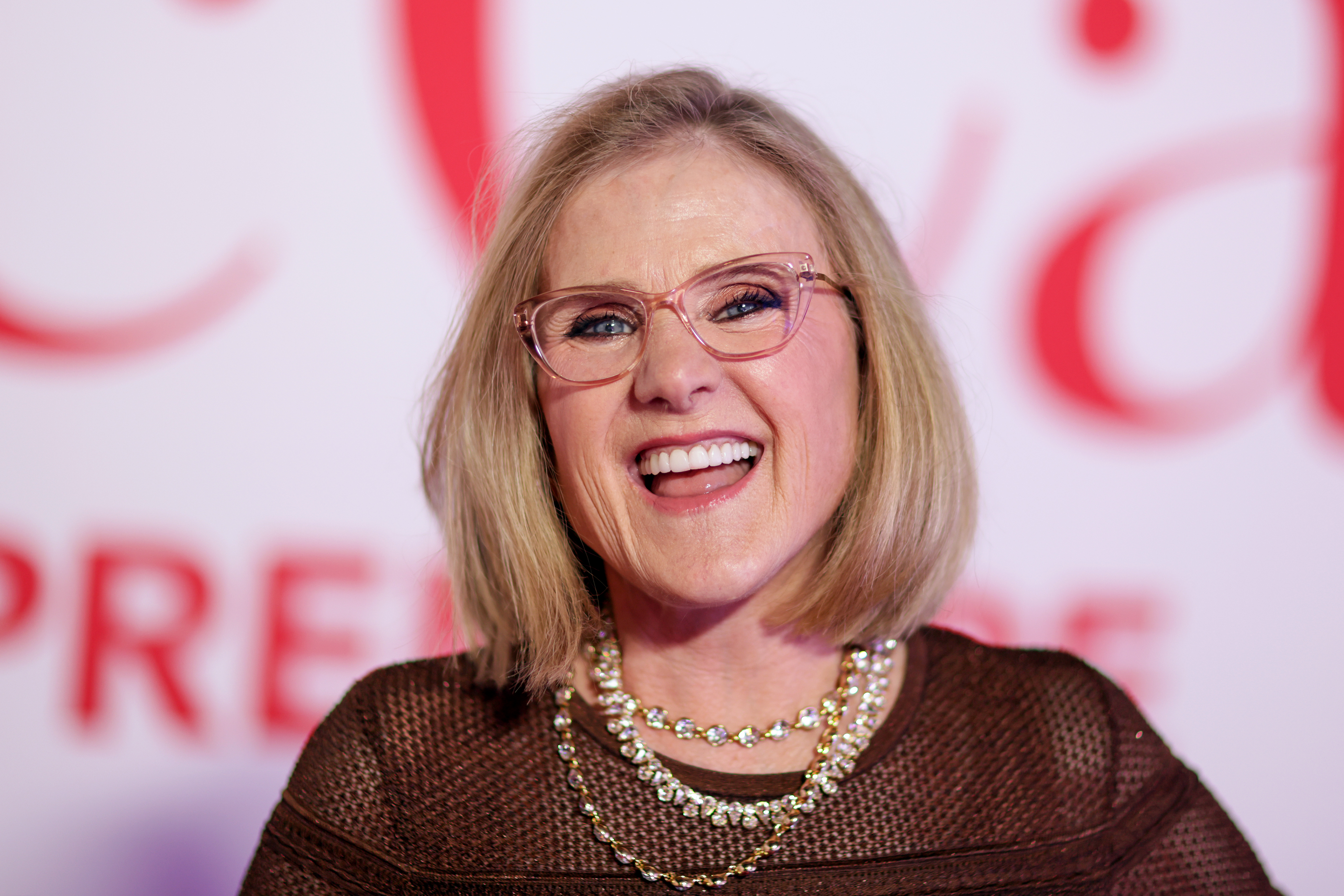 The Simpsons' Nancy Cartwright Gets Huge Scientology Award - Reality Tea