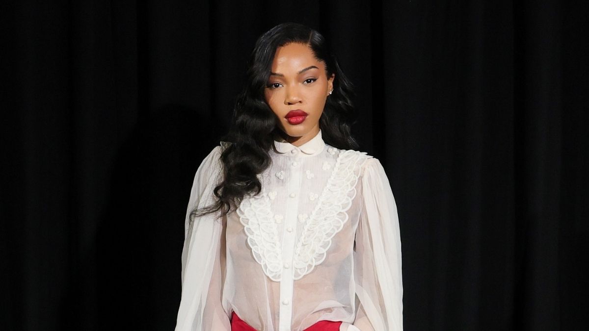 Quenlin Blackwell Playfully Contrasts Sheer Valentino Top & Suede Skirt ...