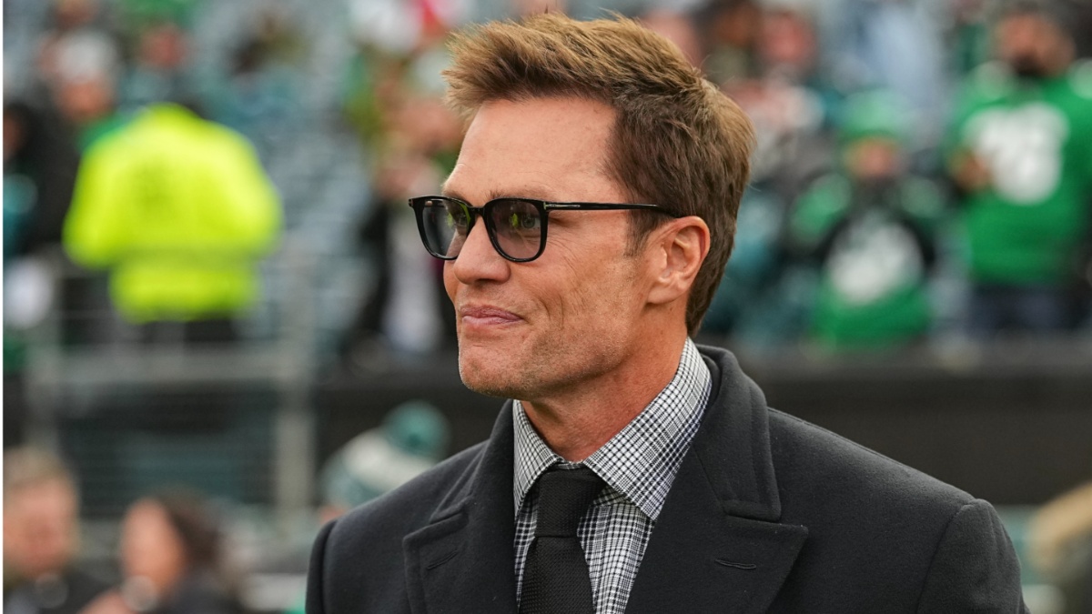 Tom Brady Says This About 'Stud' Travis Kelce Amid Retirement Buzz ...