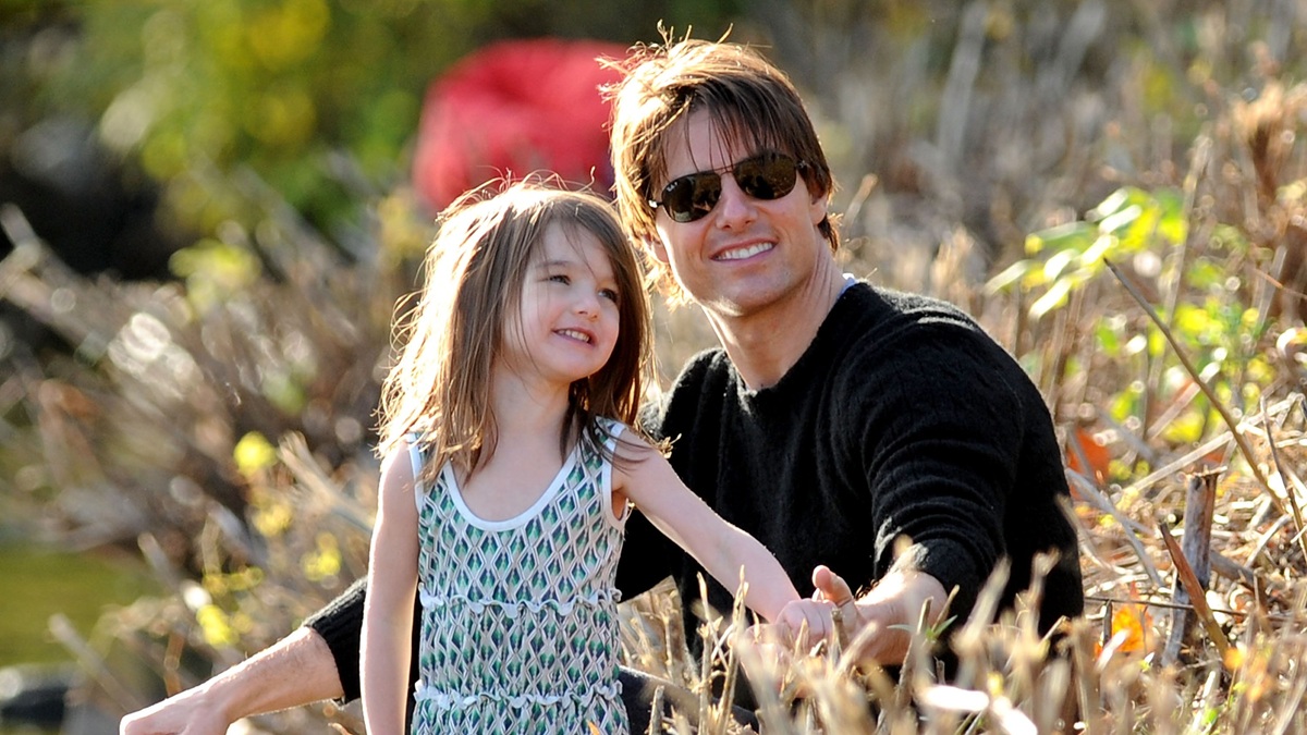 Tom Cruise Will Focus on Daughter Suri After Alleged Ana de Armas Split ...