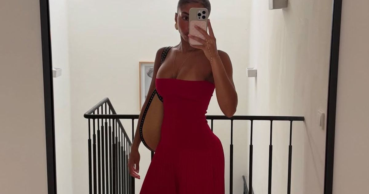 Lori Harvey's Bikini Top Photo Shows Her Posing by the Pool - Reality Tea