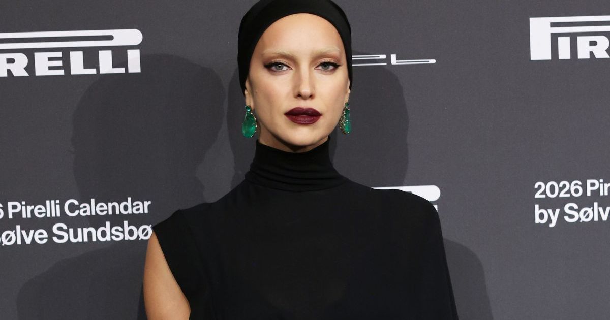 Irina Shayk's Leather Bodysuit Look Is a Work of Art - Reality Tea