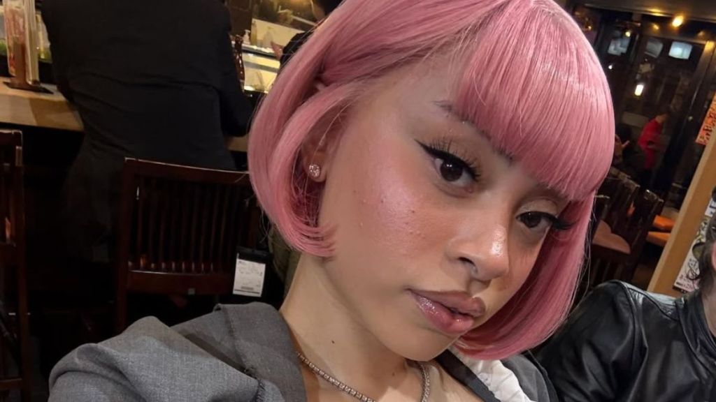 Ice Spice's Corset Top & Denim Look Demands Your Attention - Reality Tea