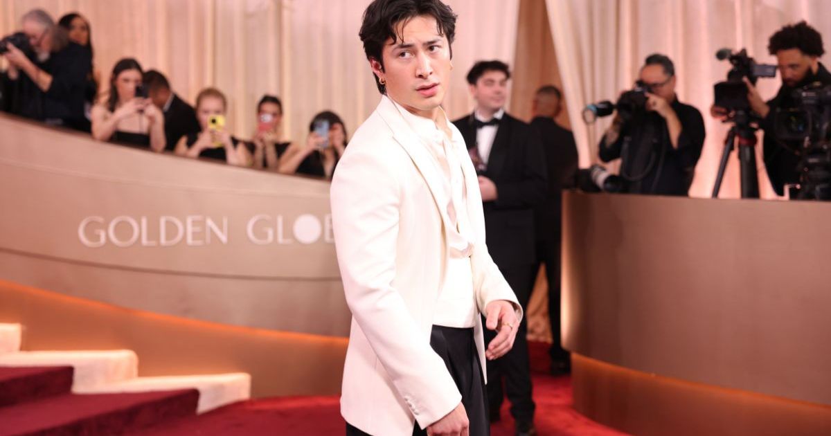 Hudson Williams Says ‘Good F***ing’ Is Key to Great First Date ...