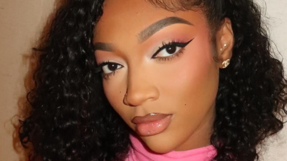 Angel Reese Will Grab Your Attention in Pink Mini-Skirt - Reality Tea