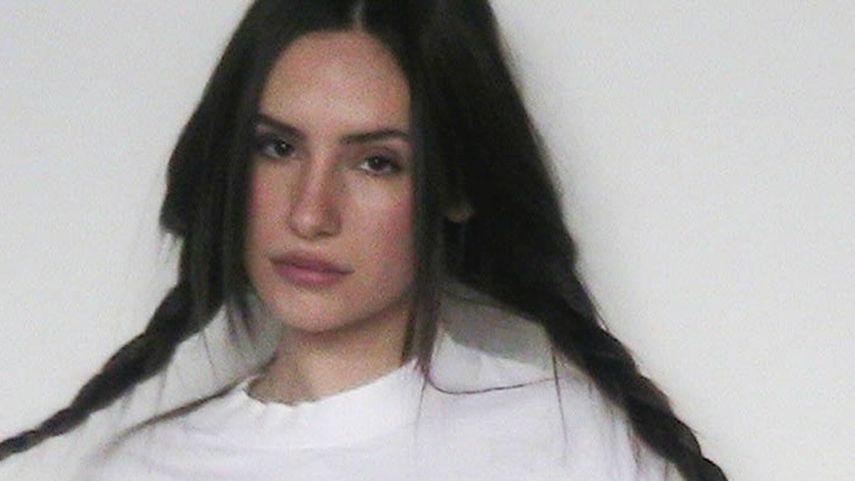 Alix Earle's Sister Wows Fans in Mini-Shorts - Reality Tea