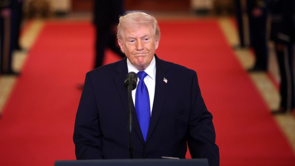 Donald Trump's New Poll: 61% Thinks Has Become ‘Erratic With Age ...