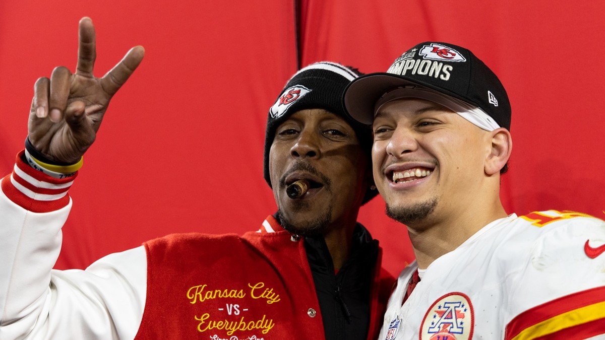 Patrick Mahomes' Dad Back in Jail After Allegedly Violating Probation ...
