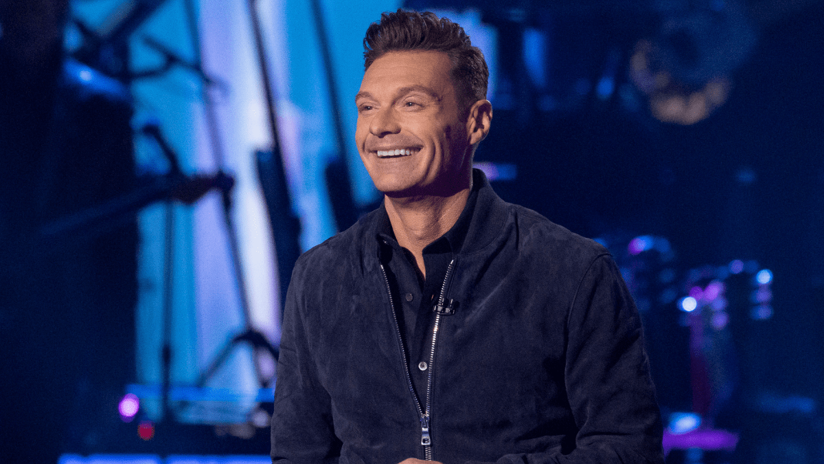 Ryan Seacrest Using Tinder To Find Love: Wheel of Fortune Host Is ‘So ...