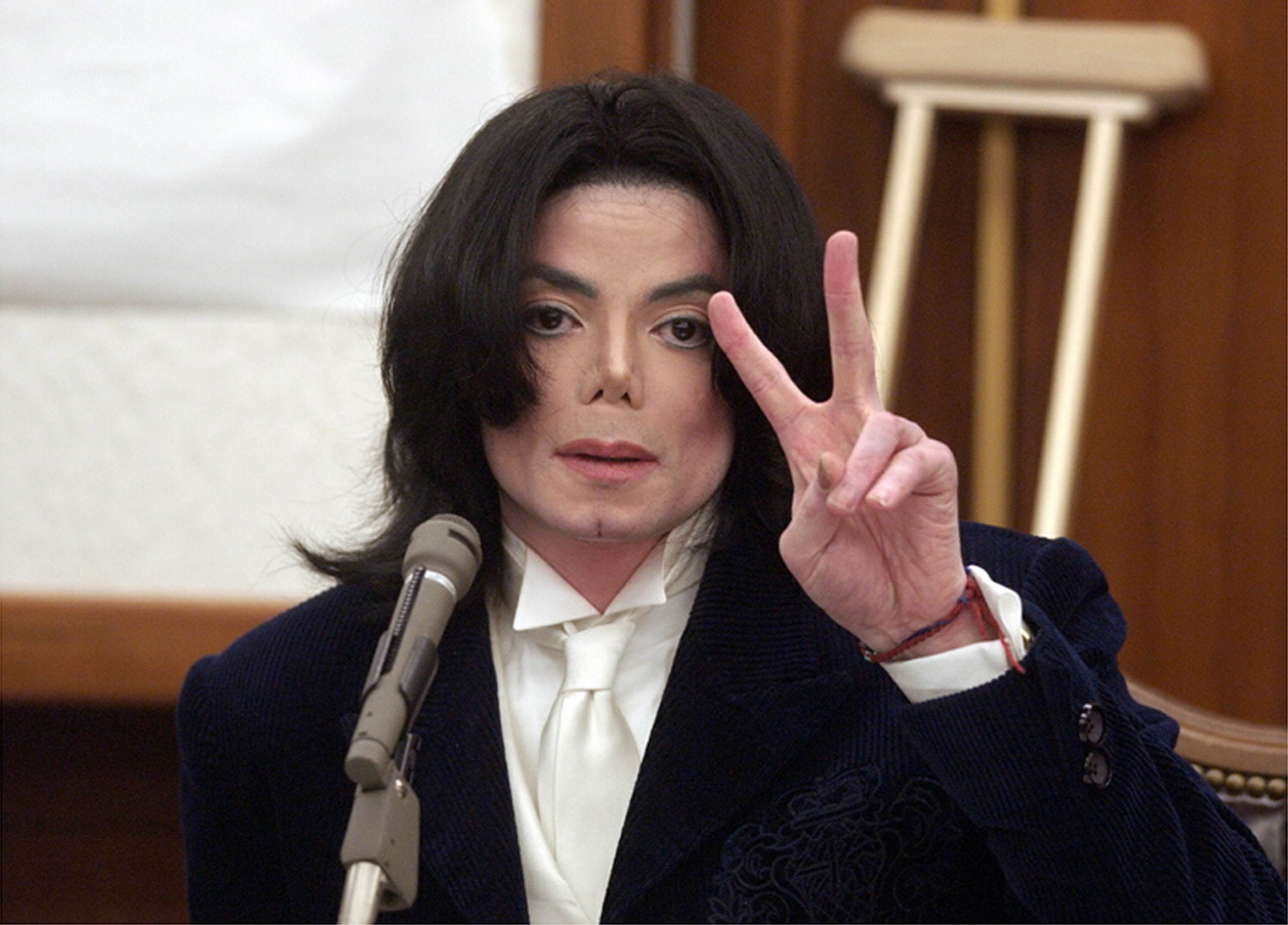 Paris Jackson ‘Knows Exactly What Her Father Did’