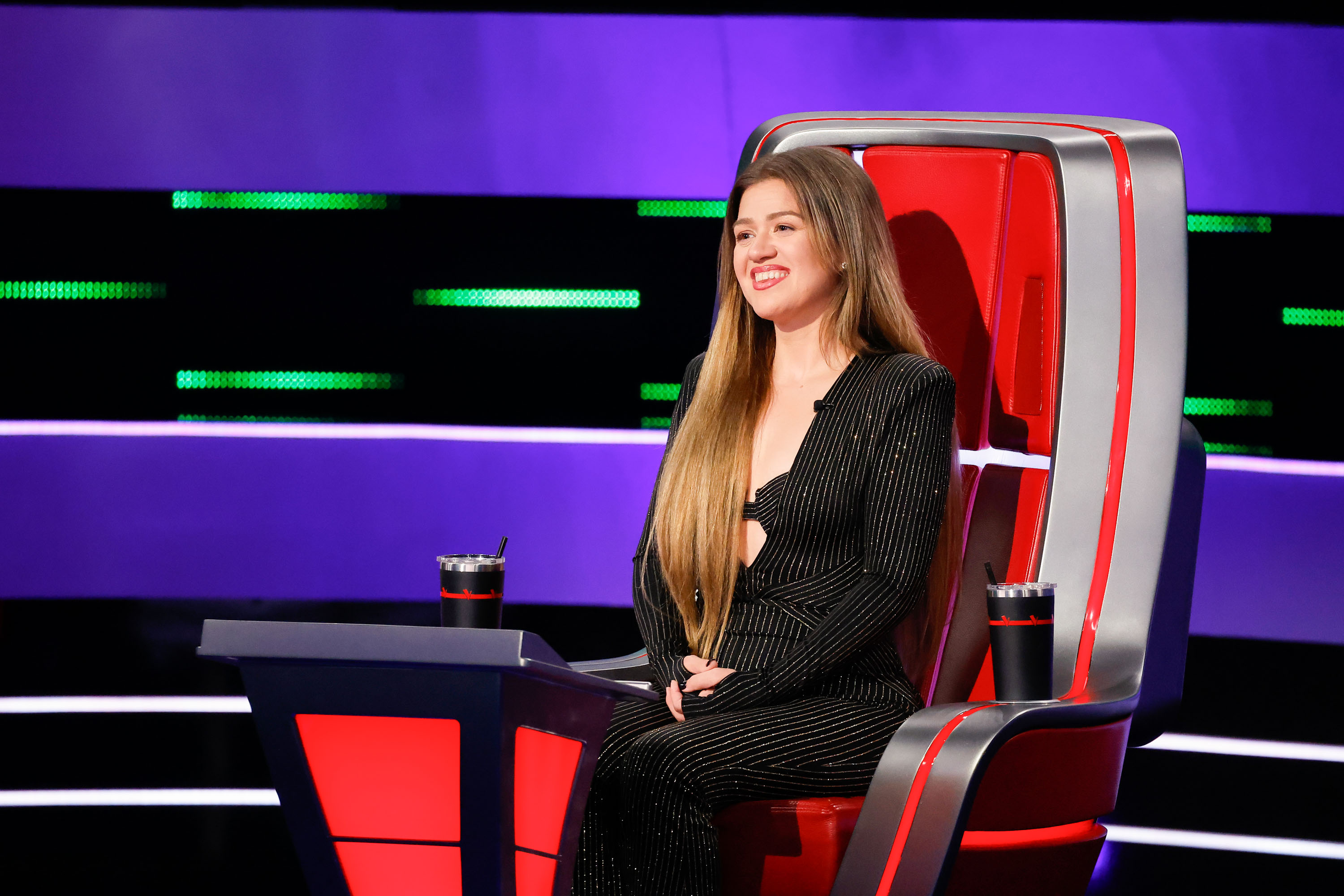 Riley Green Accuses Kelly Clarkson of ‘Talking Trash' - Reality Tea