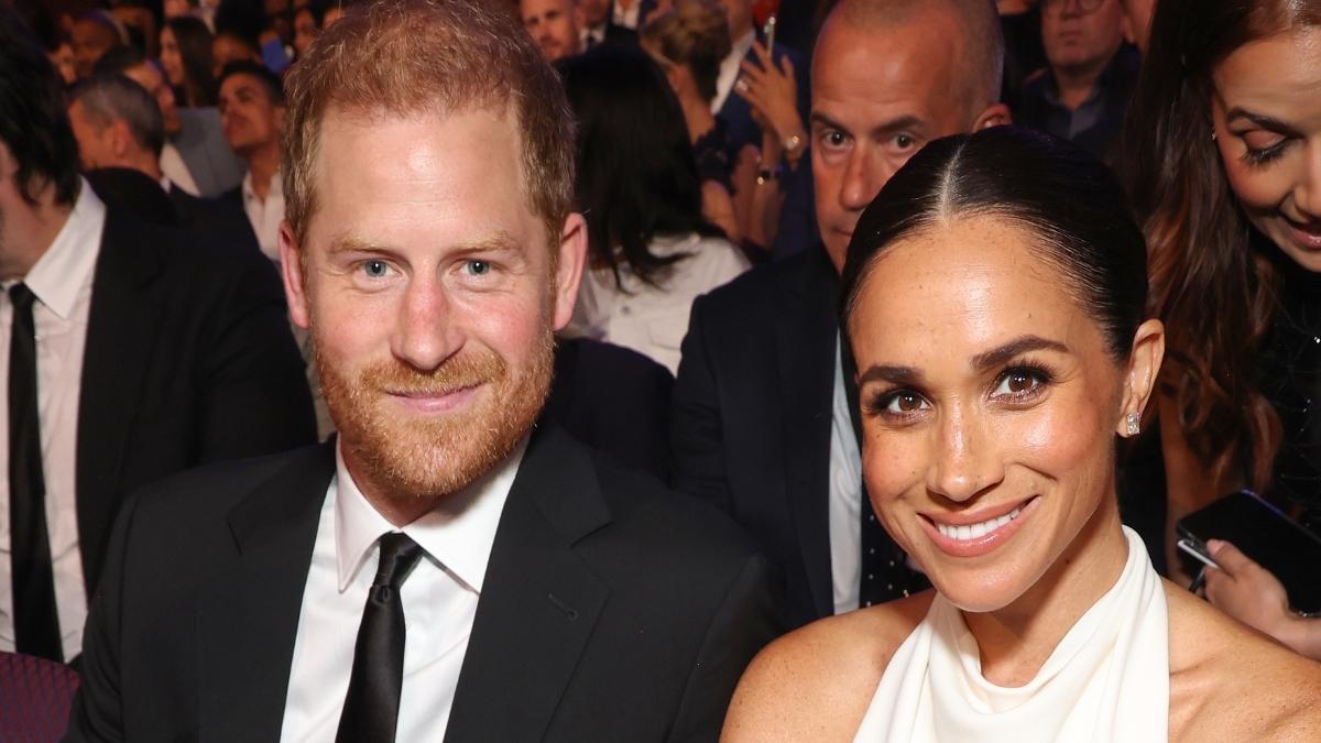 Royals Sent Brutal Hint to Prince Harry & Meghan Markle’s by Doing This ...