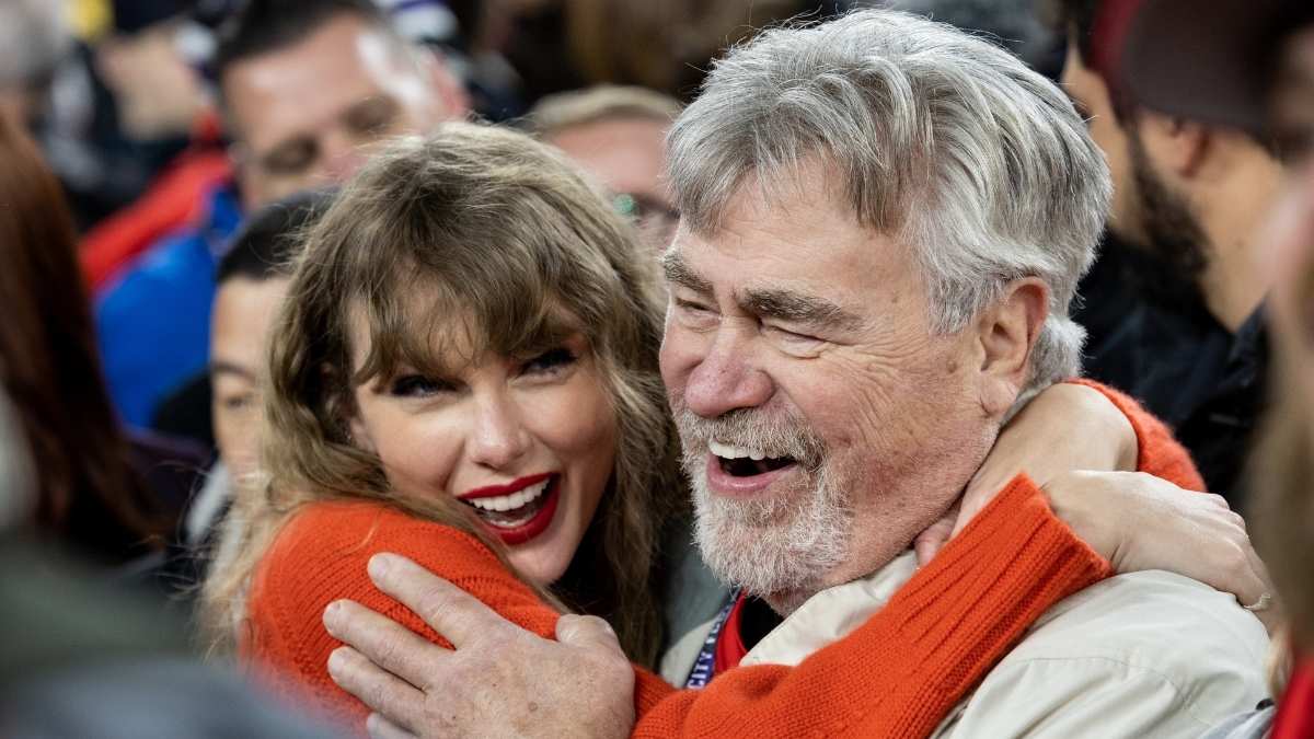 Taylor Swift Excluded Travis Kelce’s Dad from Wedding Updates — Source ...