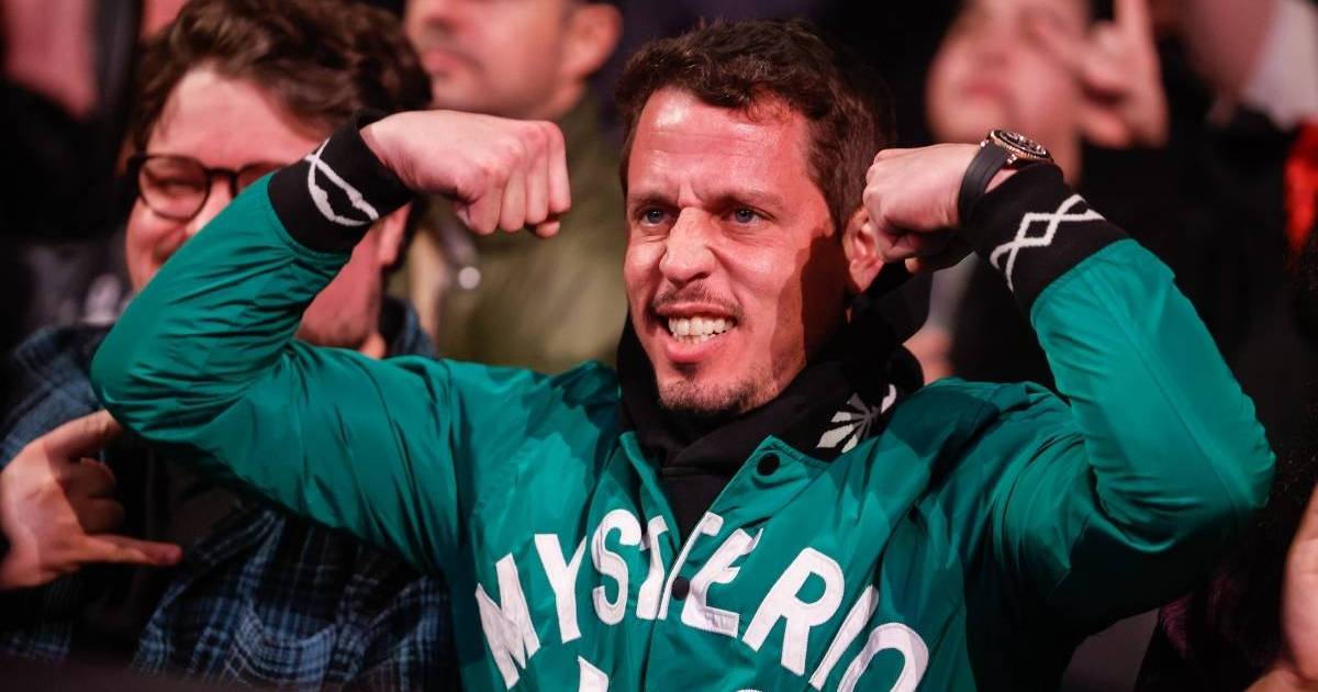 Tony Hinchcliffe Fires Back at Chelsea Handler’s Roast Criticisms With ...