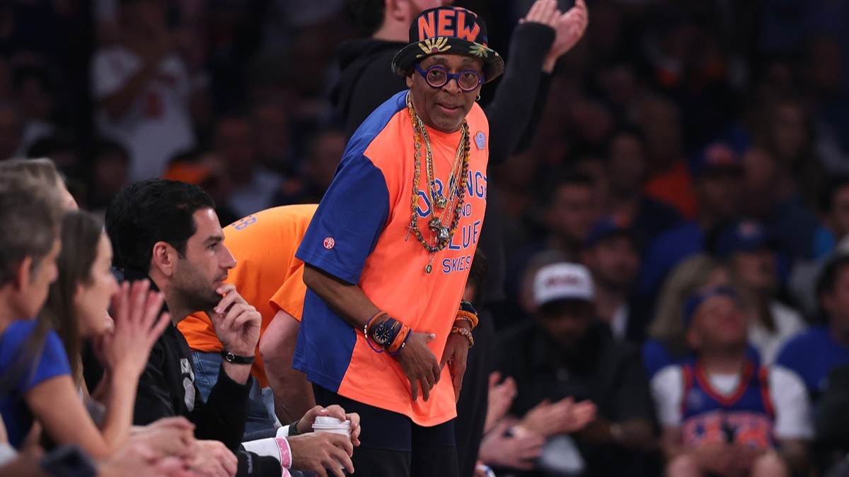 Knicks Fans Slam Spike Lee During NBA Finals: ‘Sit the F*** Down ...