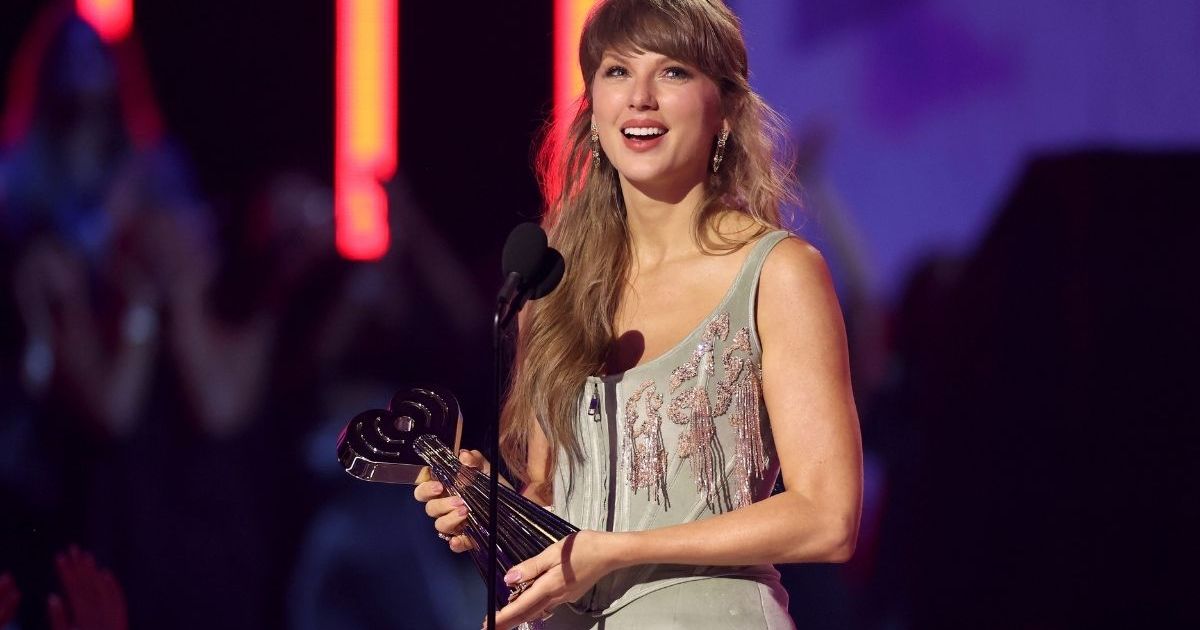 Taylor Swift’s Rare Instagram Update Is Dedicated to This A-Lister ...
