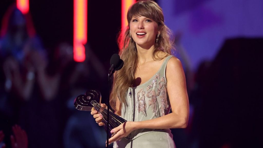 Taylor Swift’s Rare Instagram Update Is Dedicated to This A-Lister ...