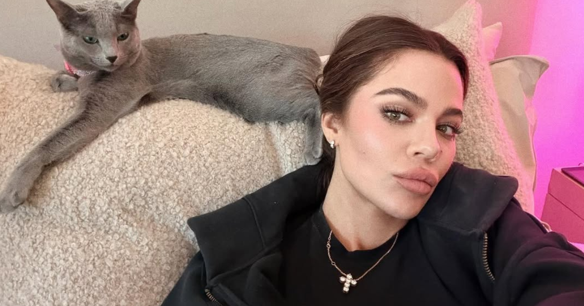 Khloé Kardashian Left Her Denim Undone to Reveal Fully Ripped Bikini