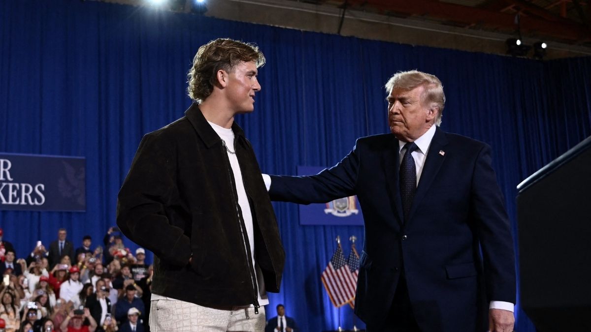 Donald Trump Steps in To Defend Jaxson Dart Amid Rally Backlash ...