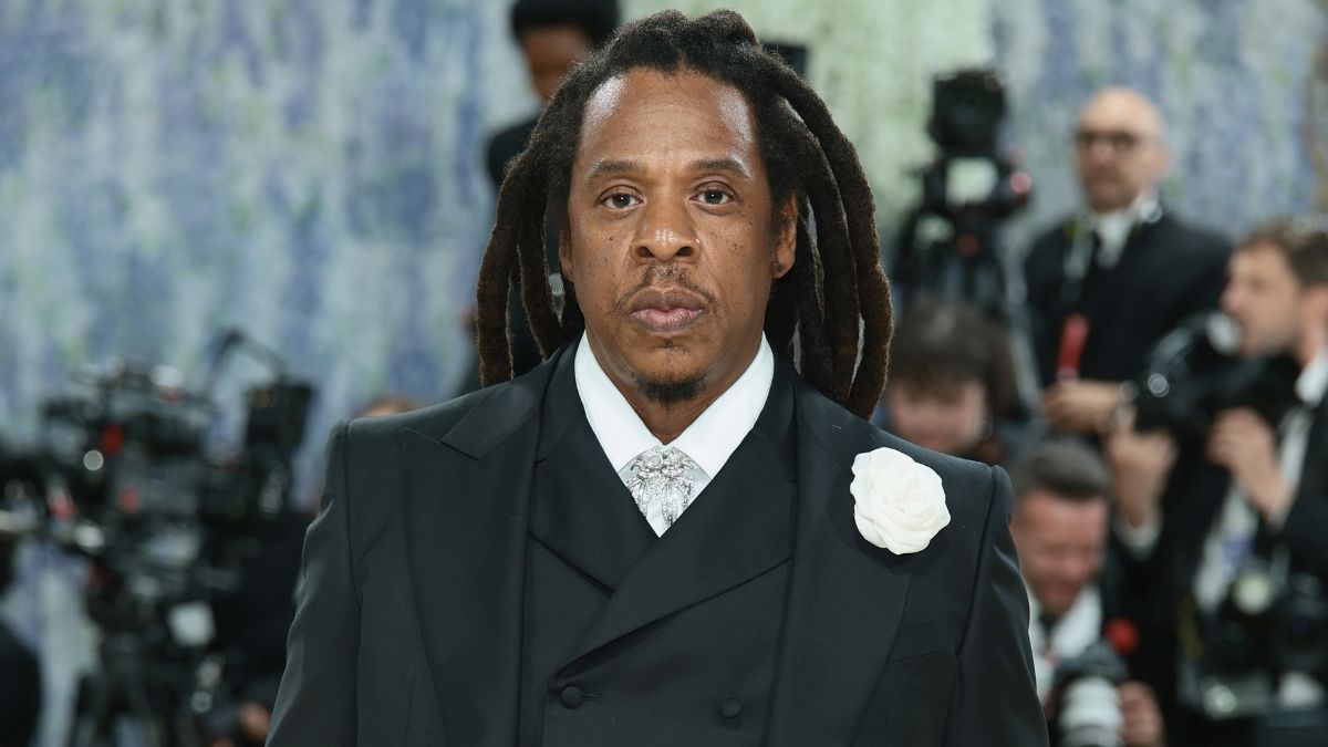 Jay-Z Targets Drake, Ye & More In Roots Picnic Freestyle - Reality Tea