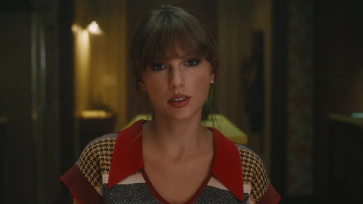 Taylor Swift’s Knicks Game Appearance Left This Actor ‘Bothered ...