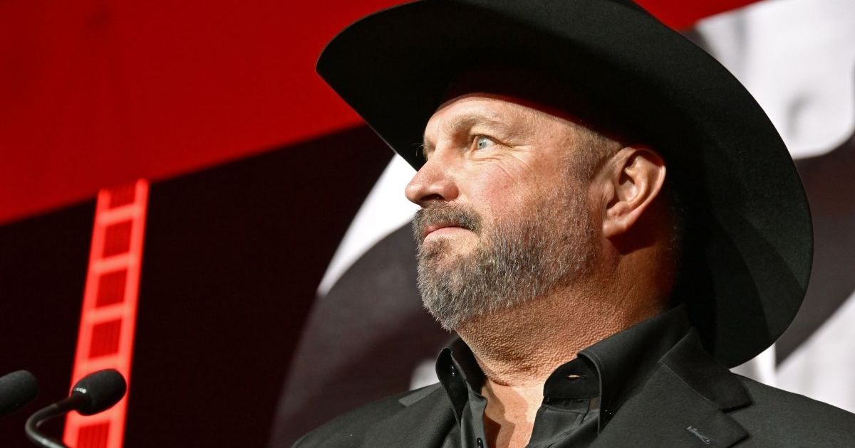 Garth Brooks Reportedly Fears Going to Hell Amid Rape Allegations ...