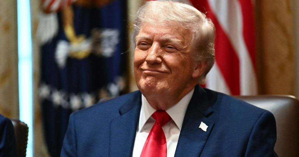 Donald Trump Receives Clean Bill of Health in New White House Memo ...