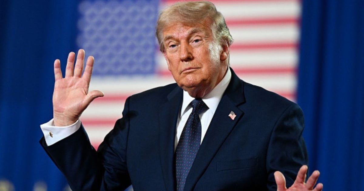 Top Docs Claim White House Is Concealing Info From Donald Trump’s ...
