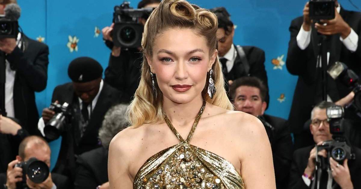 Gigi Hadid Makes Low-Rise Pants & Unbuttoned Top Look Effortless ...